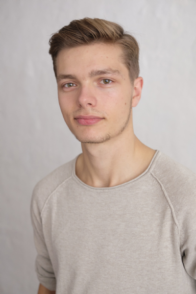 Dansk Skuespillerkatalog: Agent profil Simon